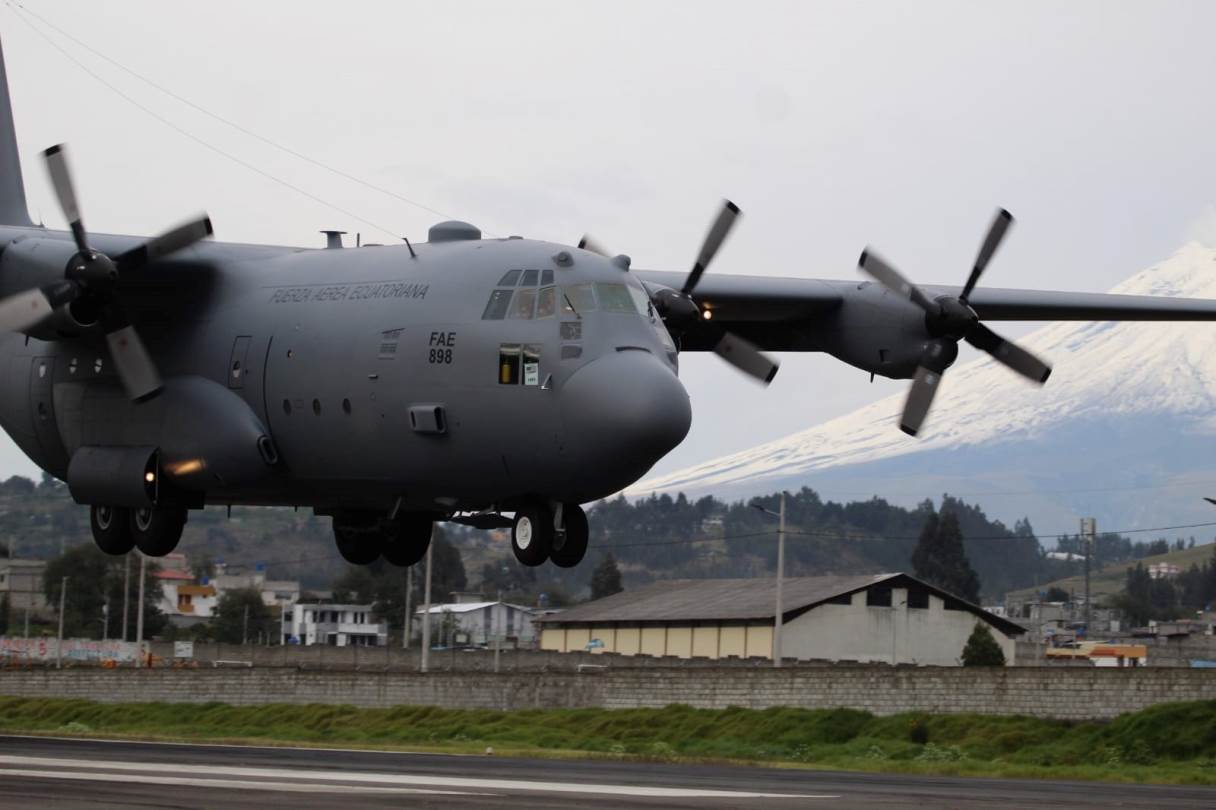 ¡Avión C-130 Hércules arribó a Ecuador para fortalecer las operaciones ...