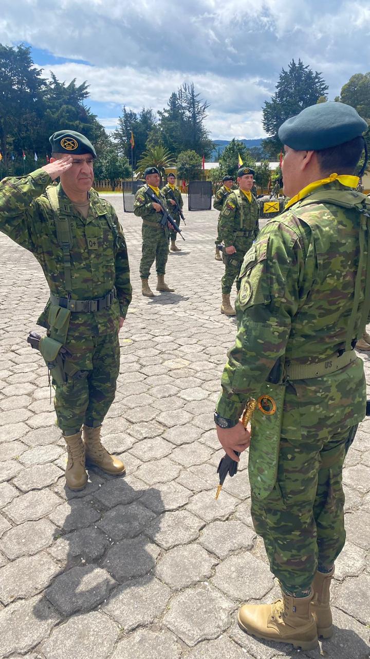 Ceremonia militar por el Día Clásico de la Infantería en Machachi ...